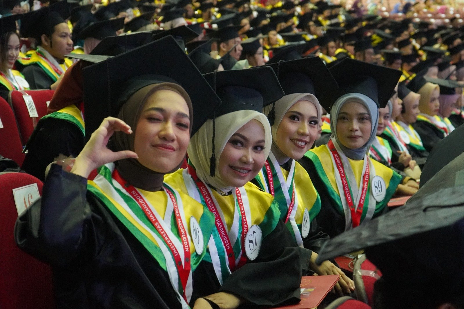 Wisuda Unhas Periode Juni Tahap 1, Lahirkan 977 Alumni, Tampak Hadir ...