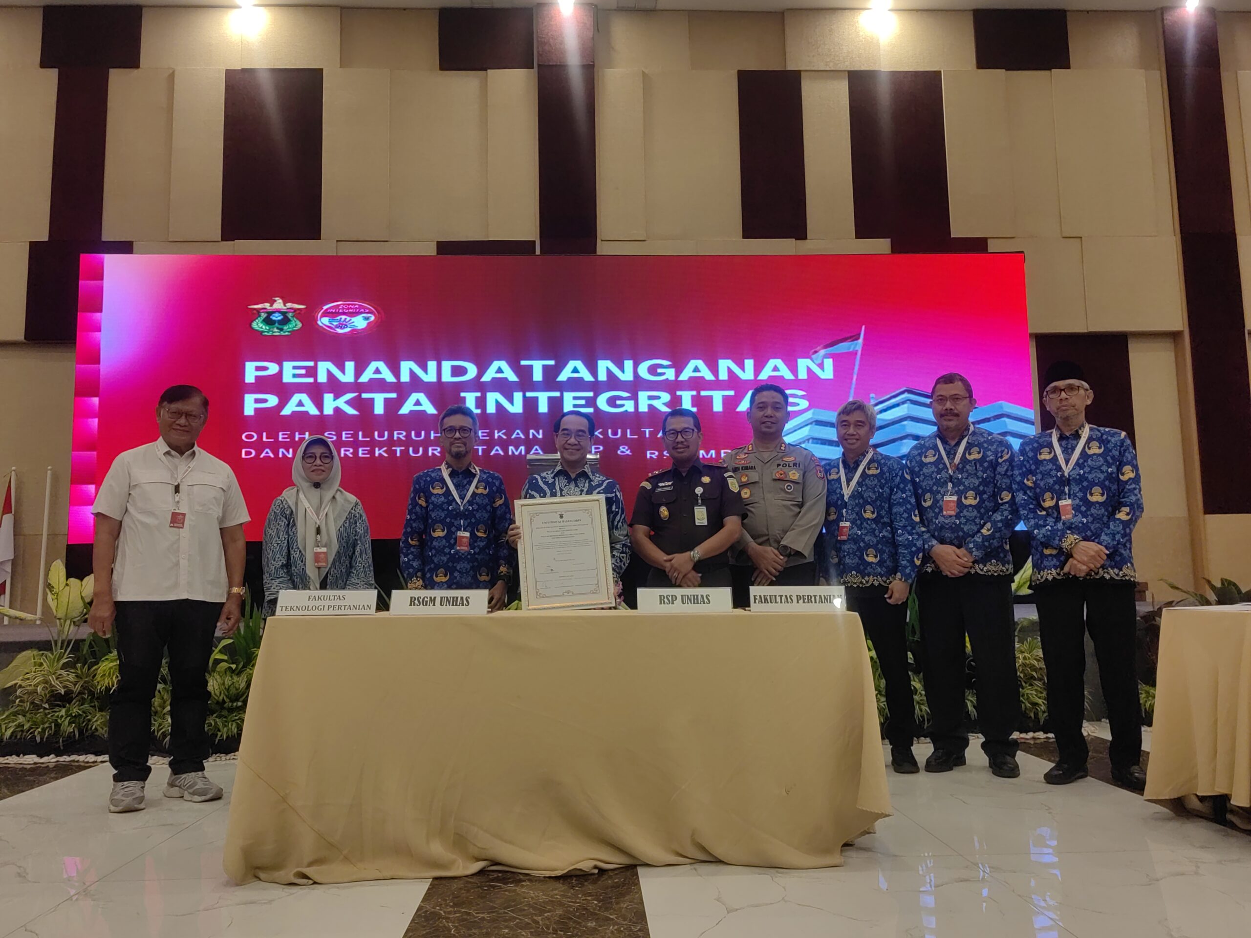 Unhas Jadi Kampus Pertama di Indonesia Canangkan Zona Integritas di ...